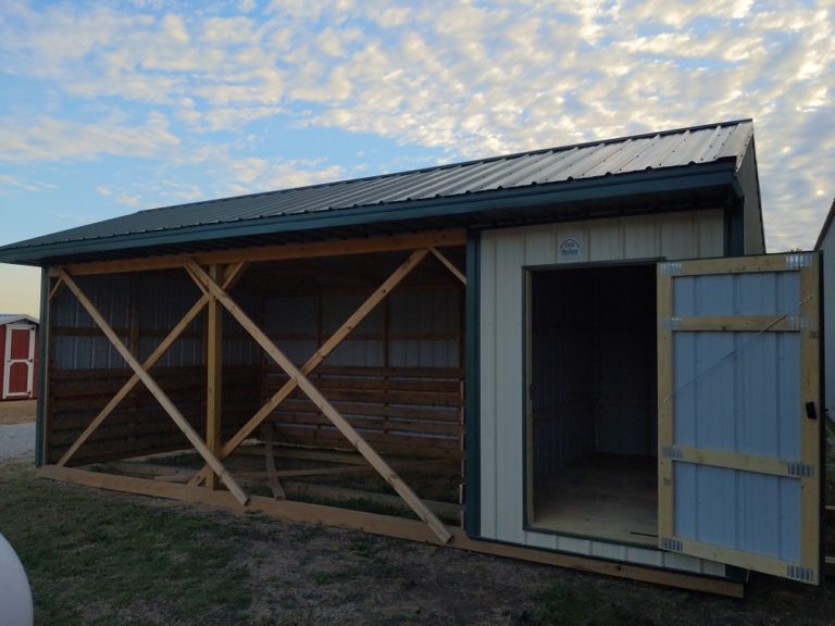 12x24 Horse Loafing Shed with Tack Room. 1-2 Week Delivery - Projective ...
