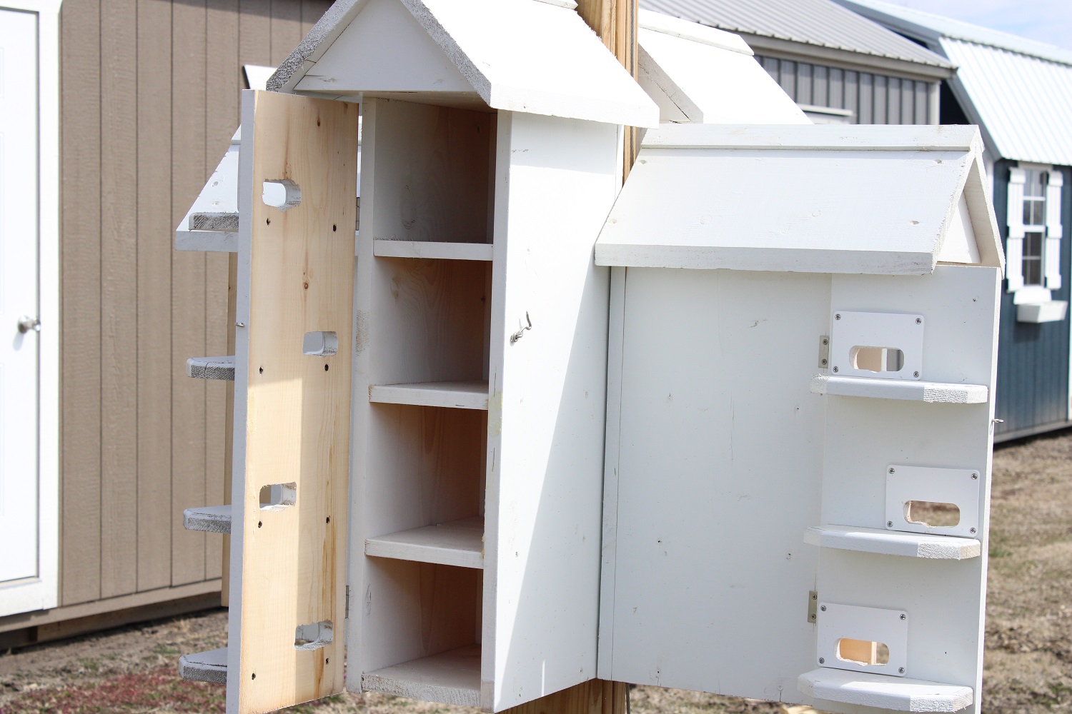 Amish-Built Purple Martin House and Winch Pole - Projective Fabrication