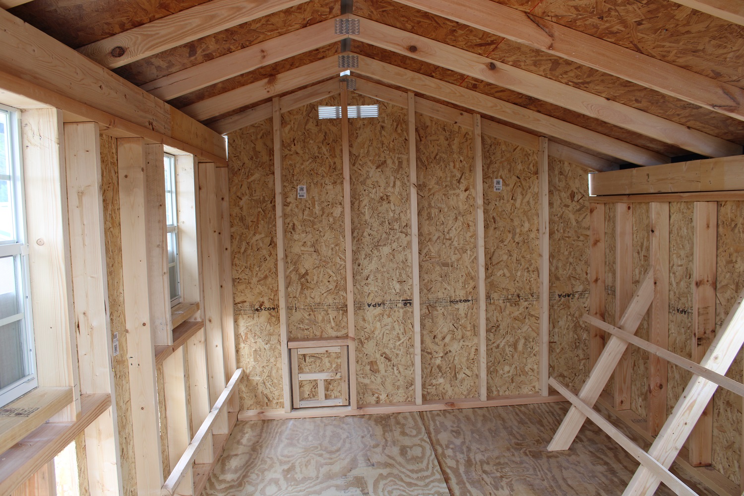 8'x12' Chicken Coop 12' Run Two 4-Section Nesting Boxes - Projective ...