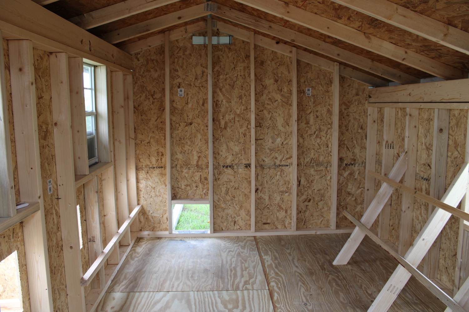 8'x12' Chicken Coop with 8' Run, Solar Chicken Door and Two 4-Section ...