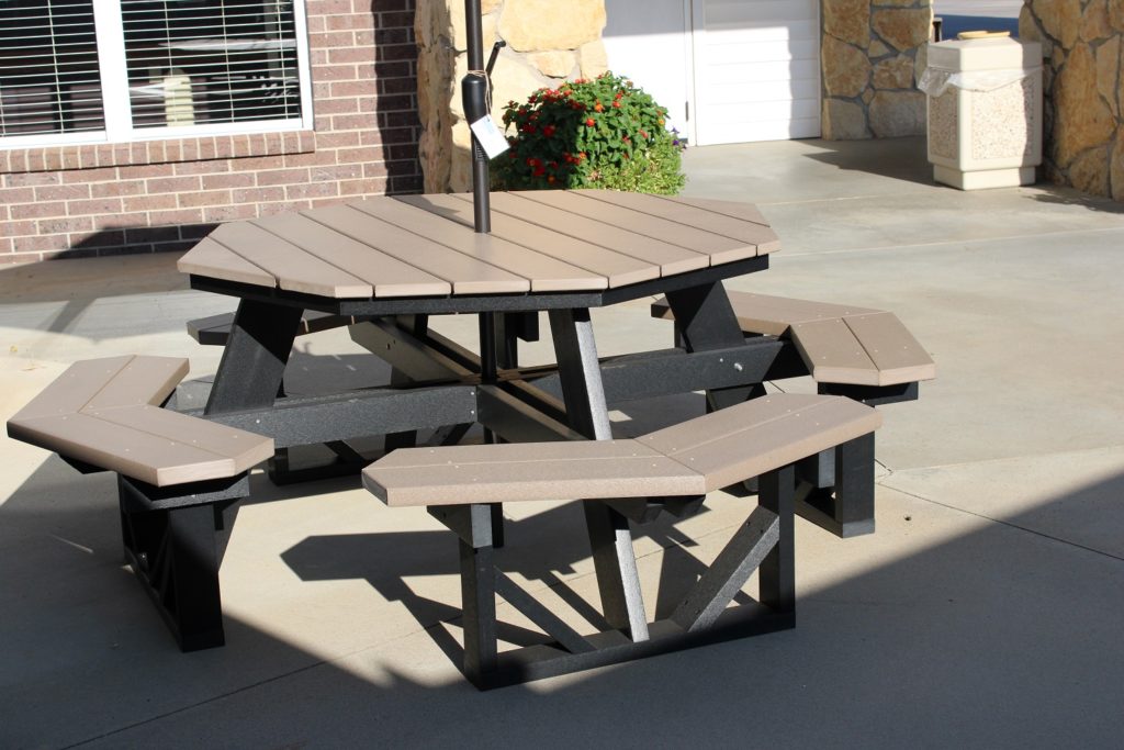 Composite Poly Octagon Picnic Table - Projective Fabrication Composite Poly Octagon Picnic Table - Projective Fabrication