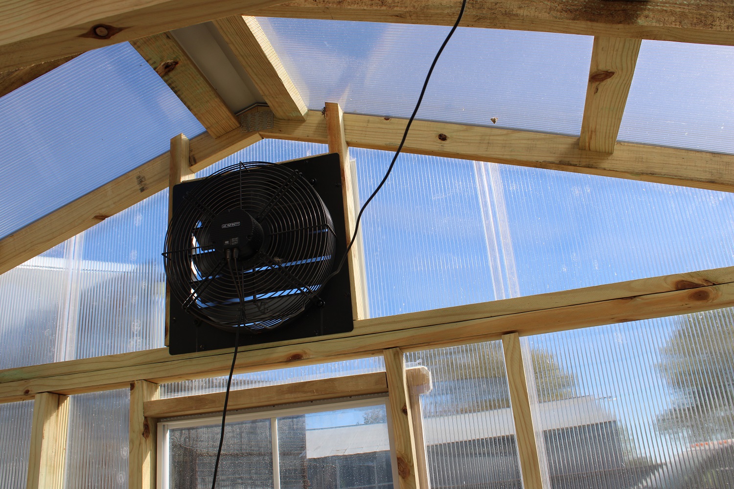 12'x12' Greenhouse Electric Exhaust Fan, Double Doors, Center Table ...