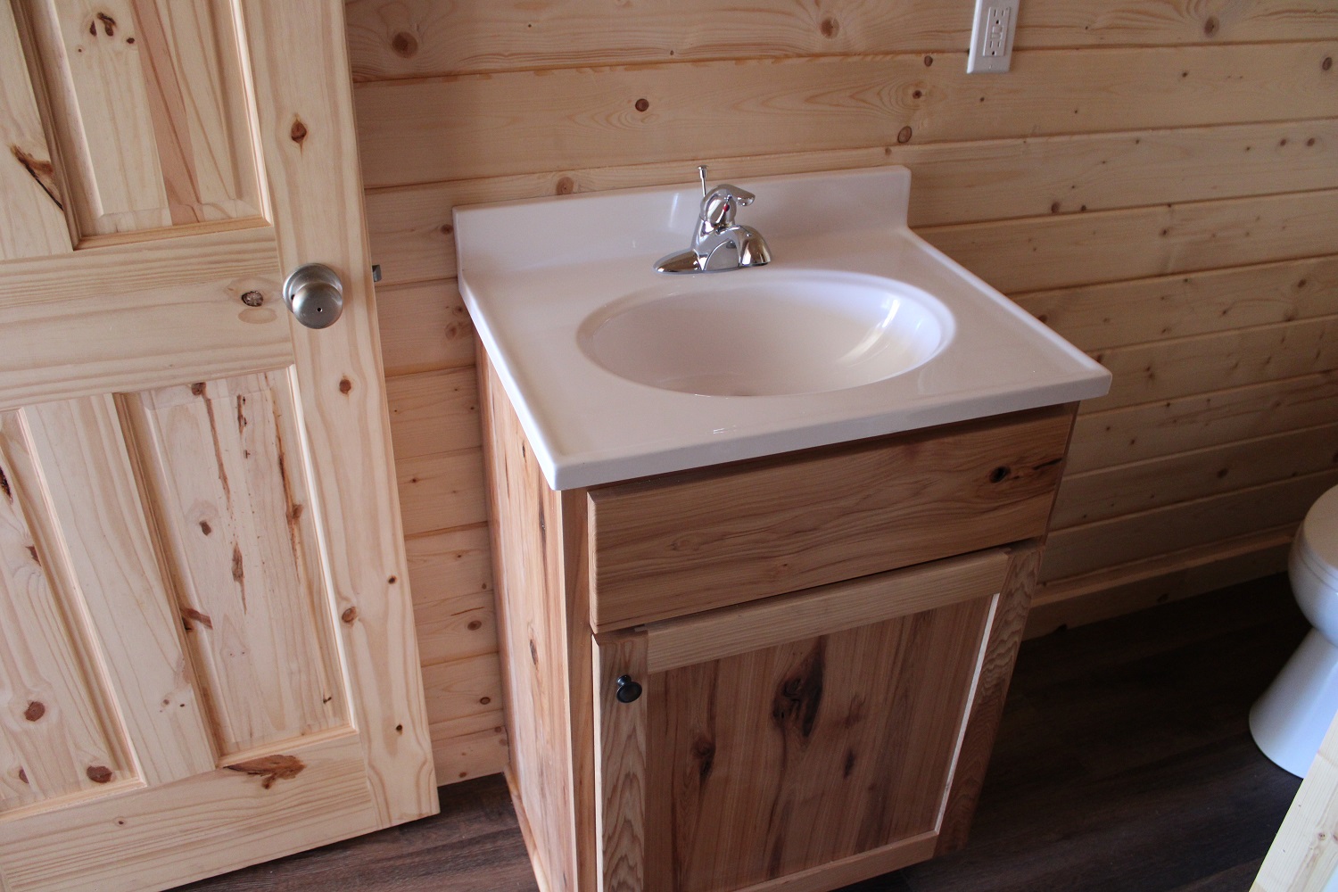 16x32 Fully Finished Portable Tiny Home! - Projective Fabrication